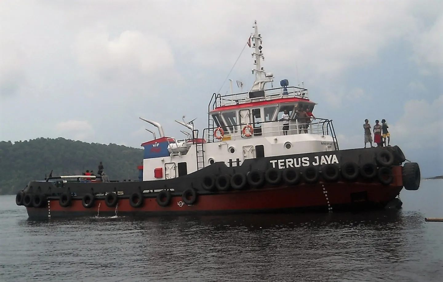 TB. TERUS JAYA (2 X 810 HP) | TUG & BARGE | PT Victoria Internusa Perkasa